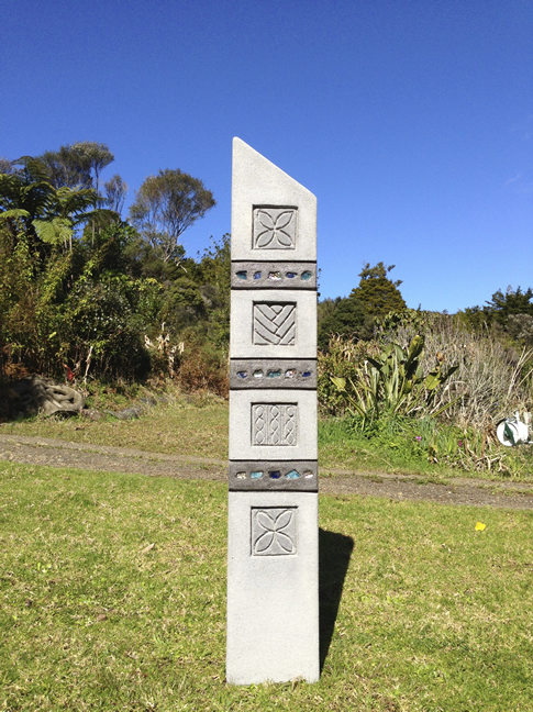 Paradise Design Sculpture - Totems